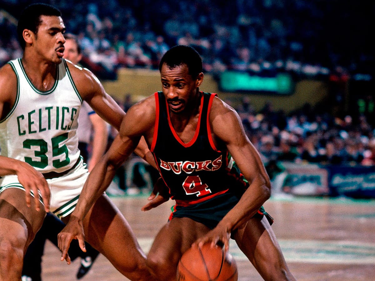 8 players that guarded Michael Jordan the best